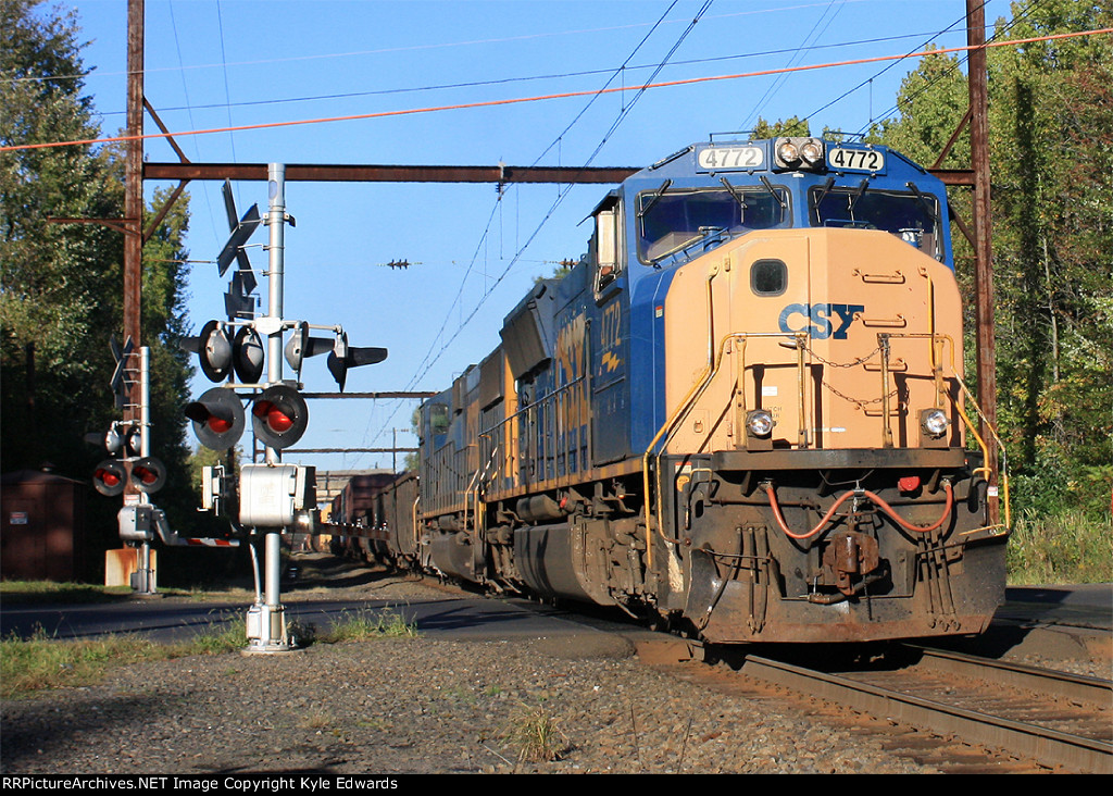 CSX SD70MAC #4772 on Q439-08